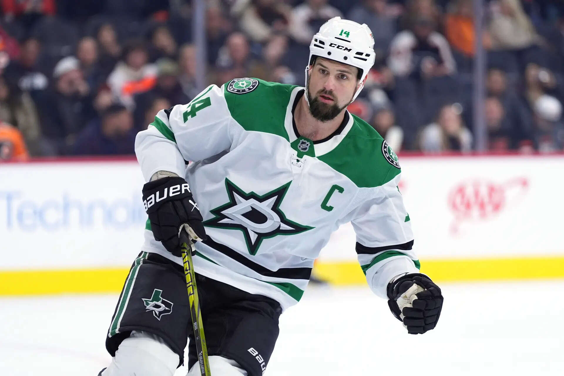 Jamie Benn completes his 400th NHL career goal: What is the net worth ...