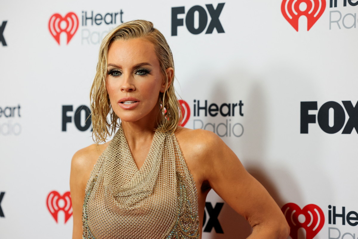 Jenny McCarthy Reveals 'Unlucky' Yearlong Medical Crisis That Led to ...
