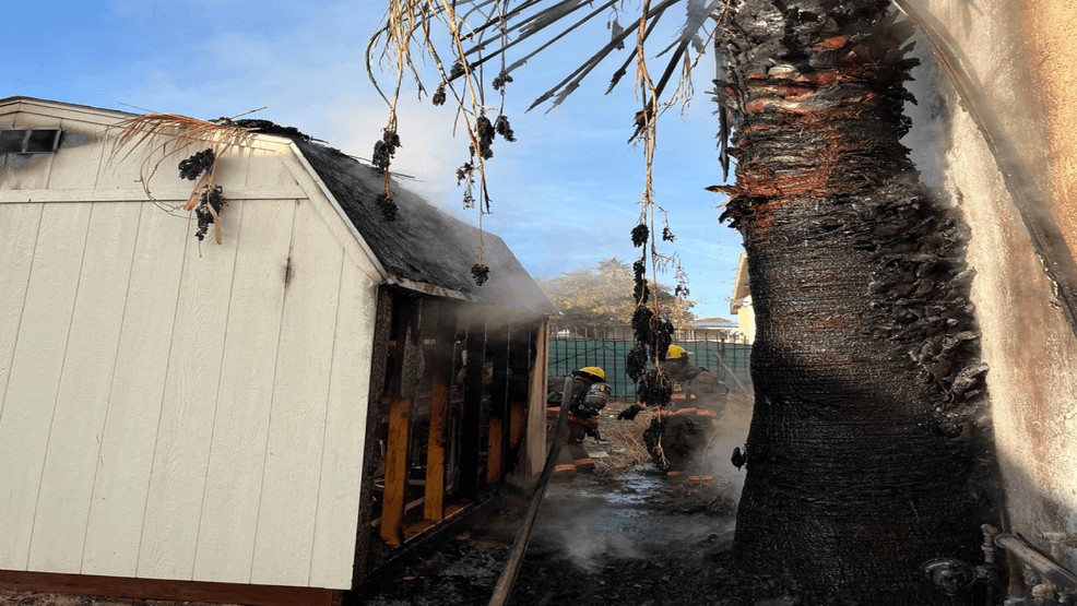 16 people displaced after fire spreads to east Las Vegas apartment building