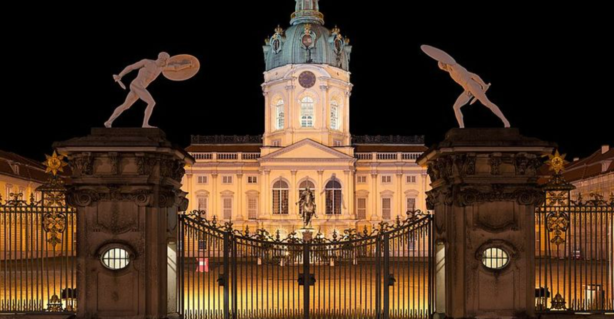 12 Cities With the Most Splendid Palaces