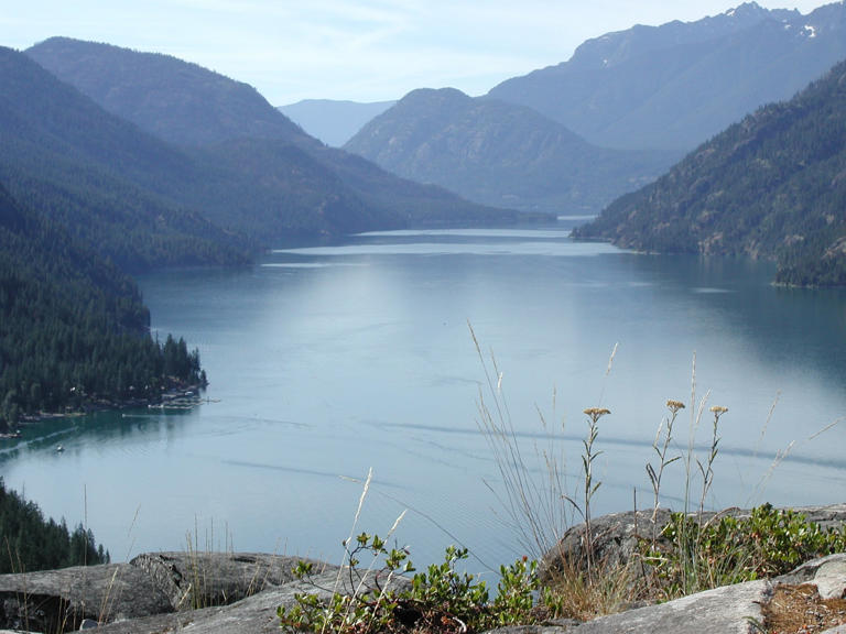 Multiple people injured in jet ski crash on Lake Chelan