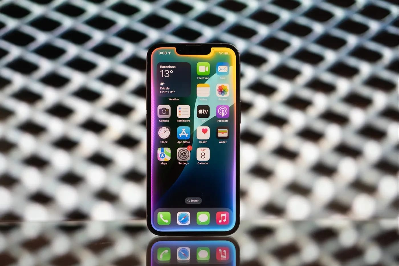 IDF bans Android phones for senior officers, iPhones now mandatory ...