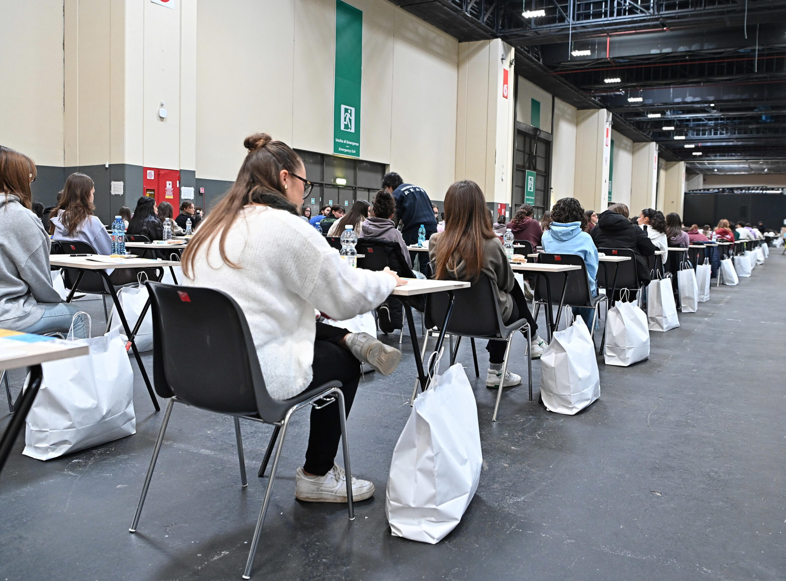 Furbetti al test di Medicina, nel mirino del ministero solo due compiti ...