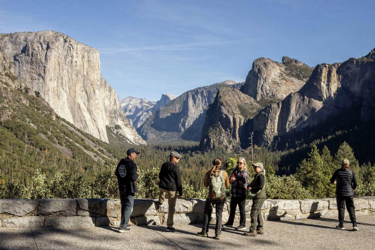 Foreign tourists face $100 surcharge at Yosemite and other top U.S ...