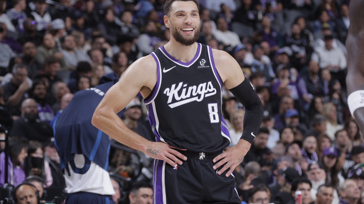 NBA: Sacramento Kings looking to trade Zach LaVine before the trade ...