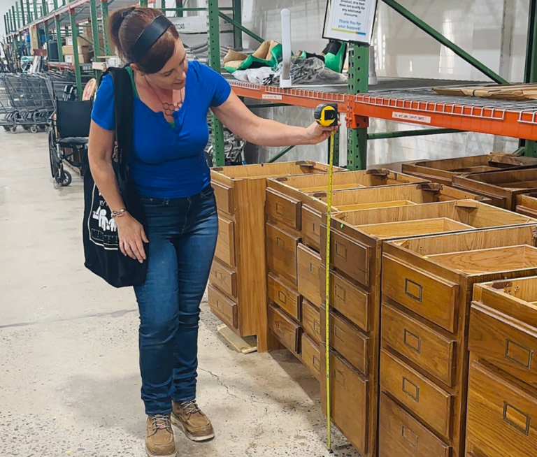 I Built a High-End Work Desk for Less Than $200. Here's the Secret