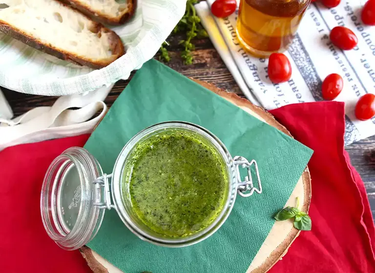 Homemade green pesto - pesto alla genovese