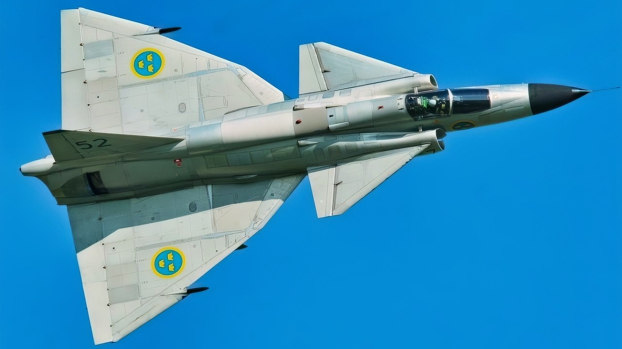 How the Saab 37 Viggen Fighter Sent a Big Message to the F-35