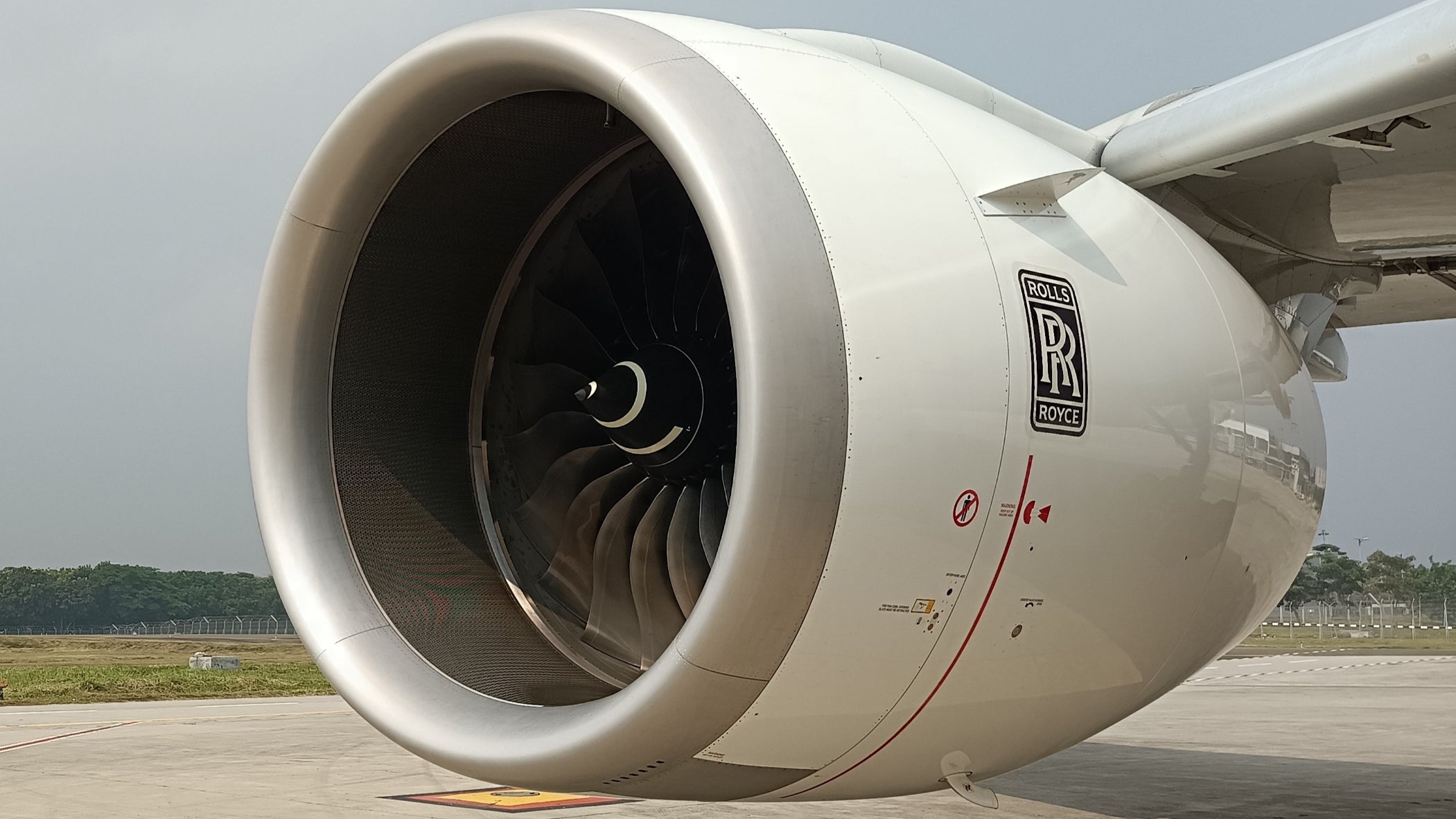 Rolls-Royce and partners slash jet engine simulations with quantum ...