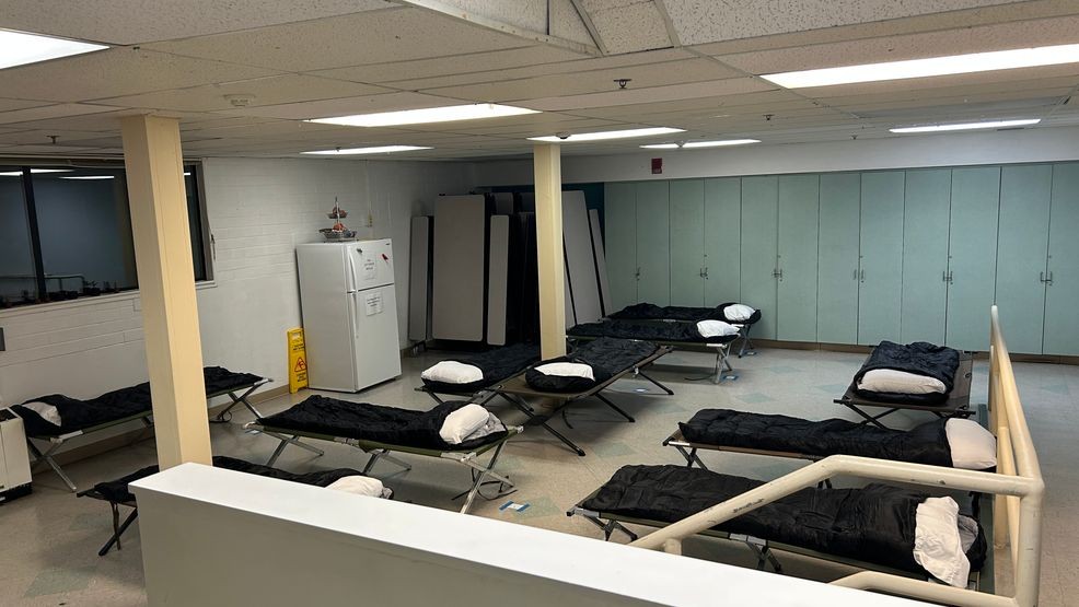 Cold weather shelters open in Seattle, Snohomish County as temps drop ...