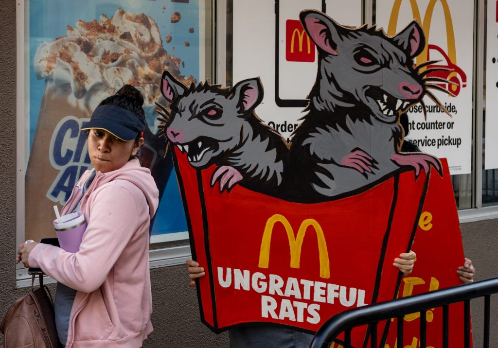 Unhappy deal: McDonald's workers strike after Oakland restaurant ...