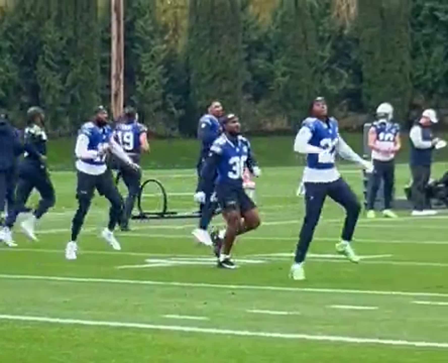 2022 Super Bowl starter Cam Akers signs. What's Kenneth Walker's ...