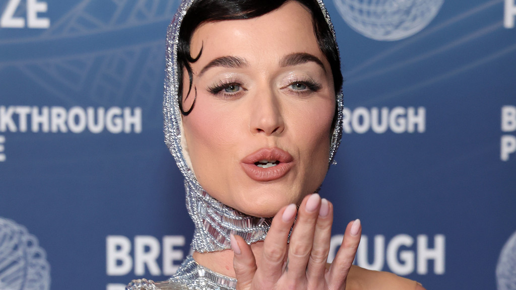 Katy Perry scores $1.8m legal victory over war veteran