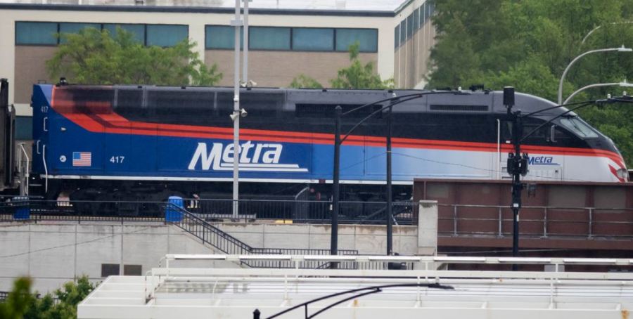 Pedestrian hit, killed by Metra train in Chicago Lawn neighborhood