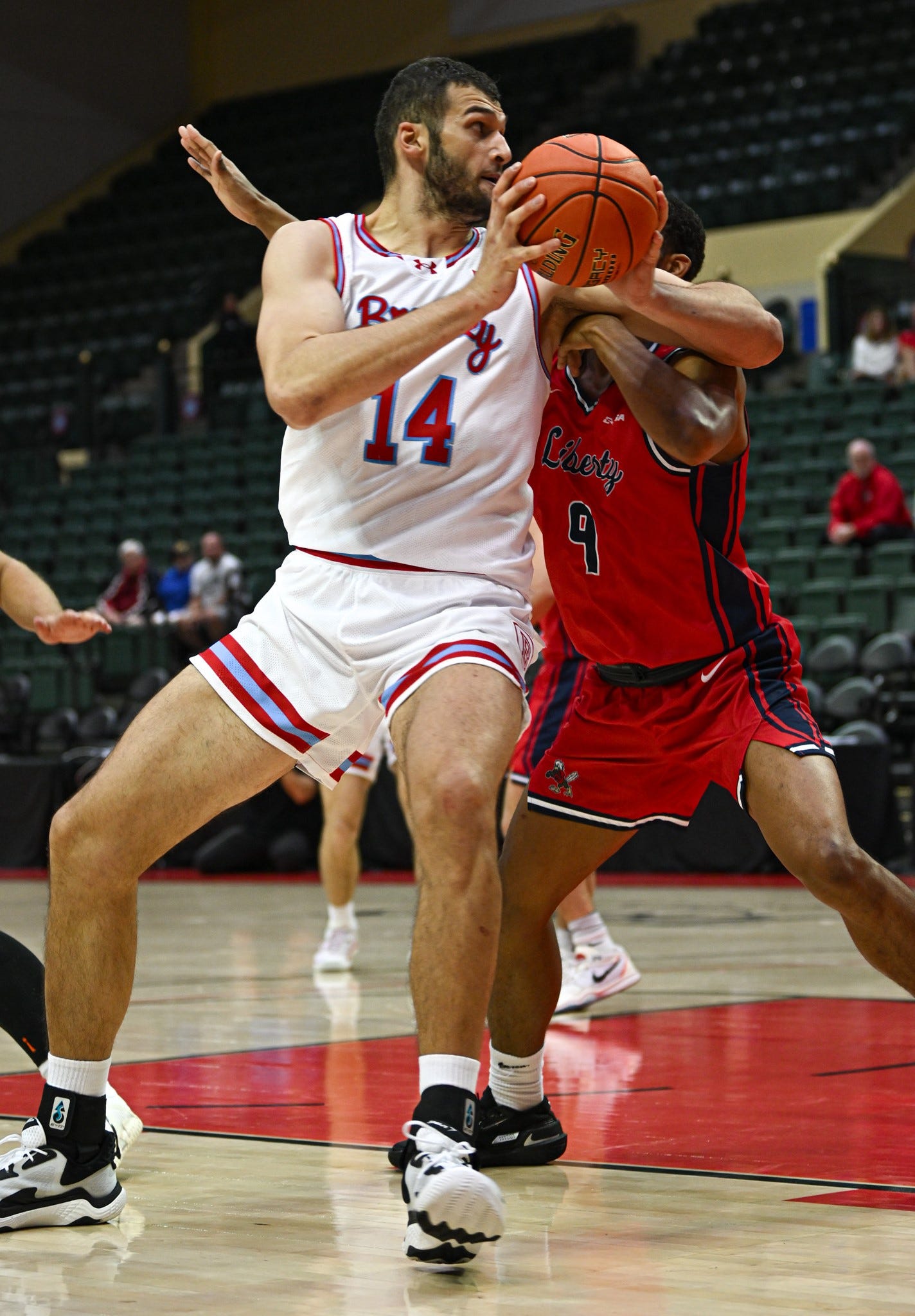 Bradley basketball vs Liberty: Braves win, capture third at tournament