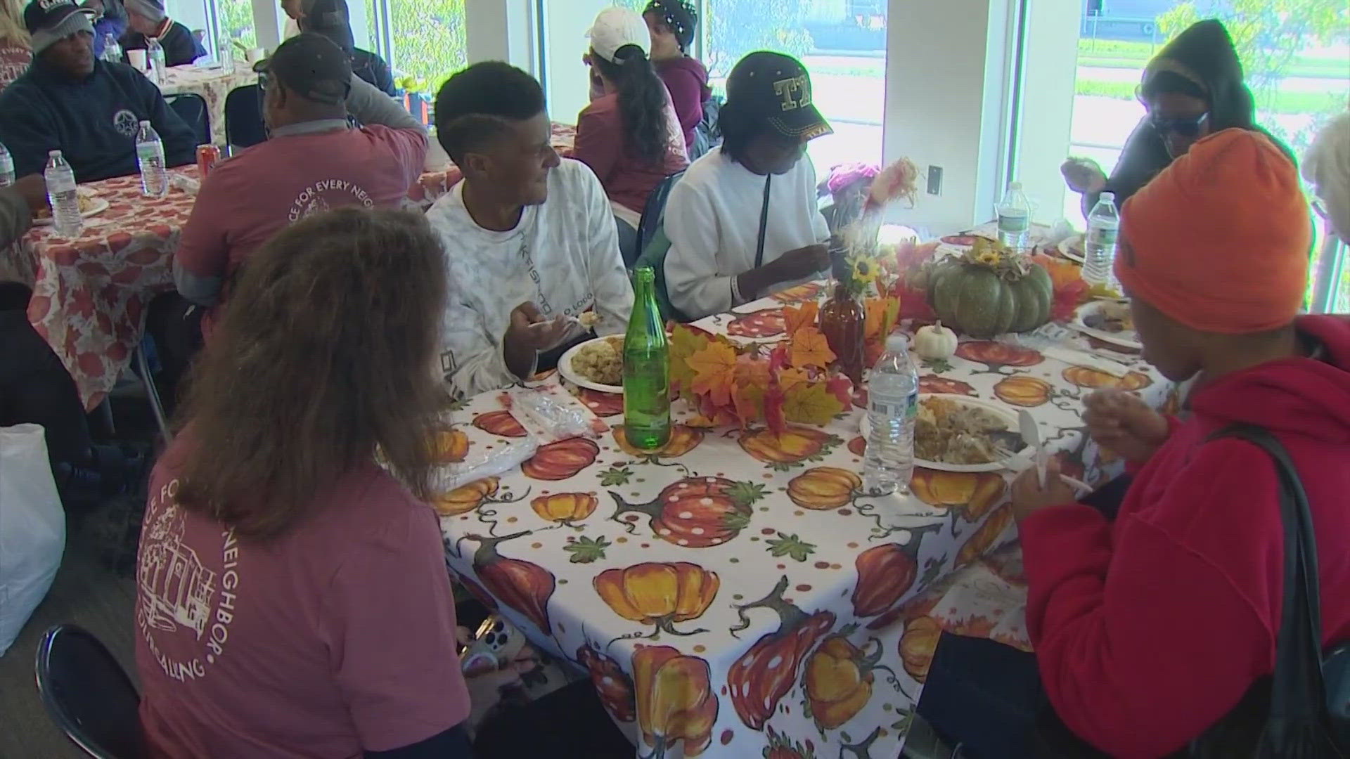 How North Texans are snagging last-minute Thanksgiving items and making ...