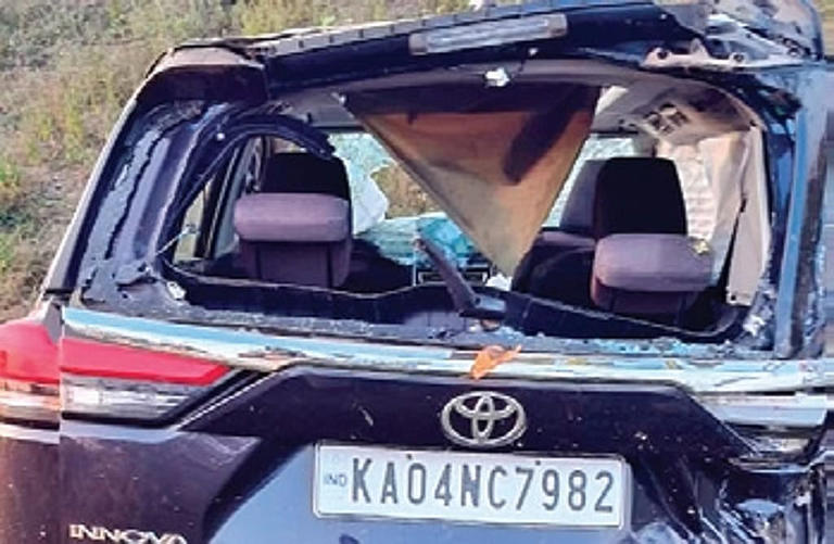 Death of senior IAS officer, three others in Karnataka: Driver booked ...