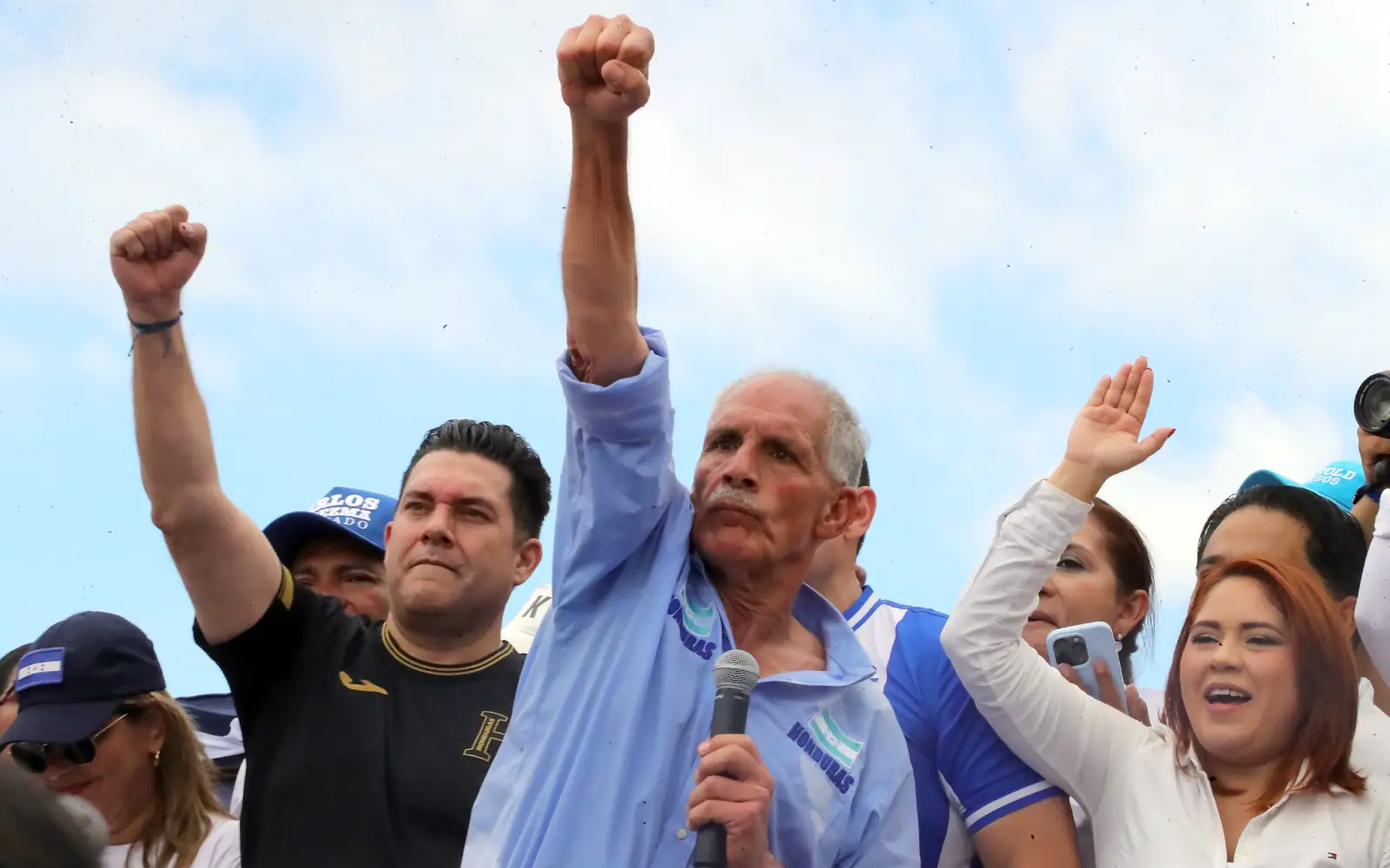 Trump-backed Nasry Asfura declared winner of Honduran presidency