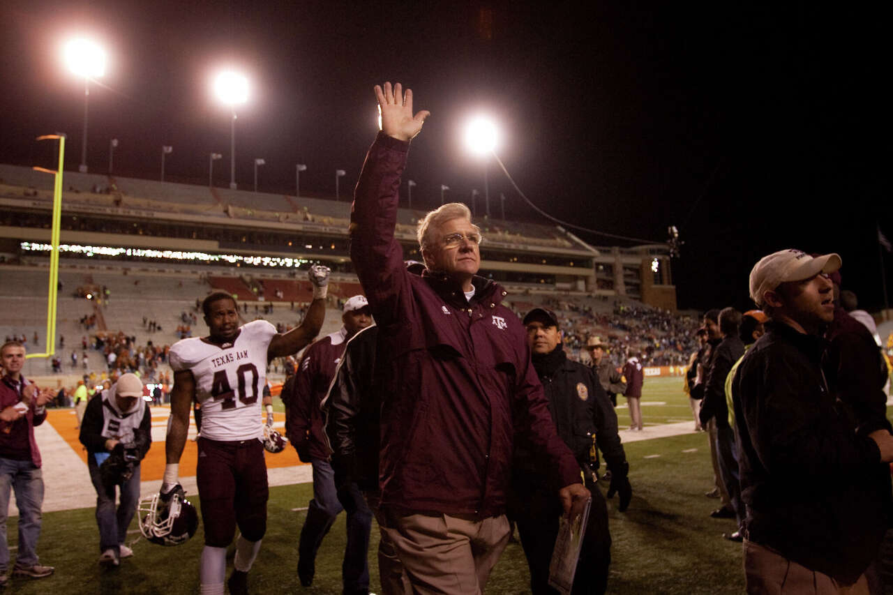 Texas A&M football vs Texas: Mike Sherman, Cyrus Gray and Randy Bullock ...