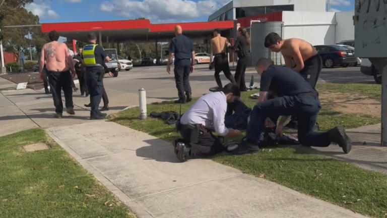 Man allegedly stabbed with kitchen knife during 'disgusting' road rage ...
