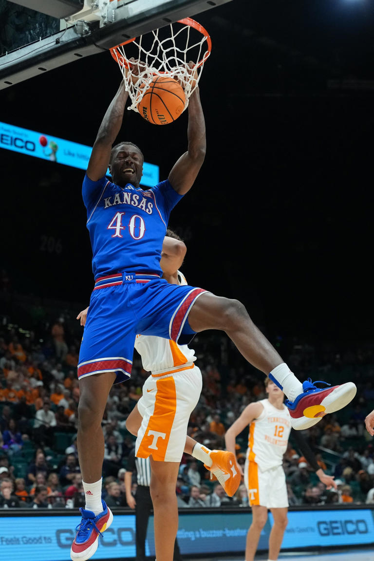 Kansas basketball rally earns improbable Players Era win vs Tennessee