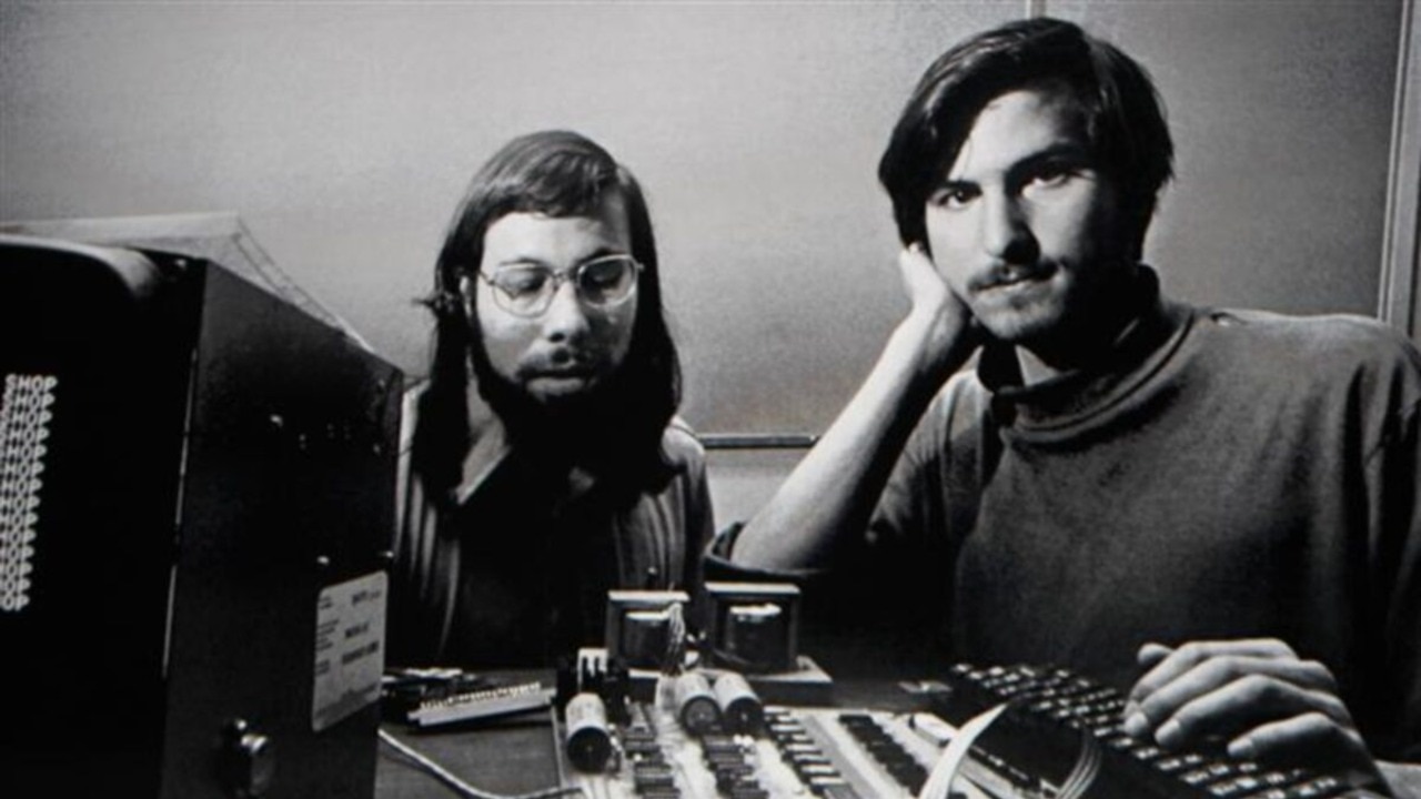 Apple original company creation papers to be auctioned for a whopping ...
