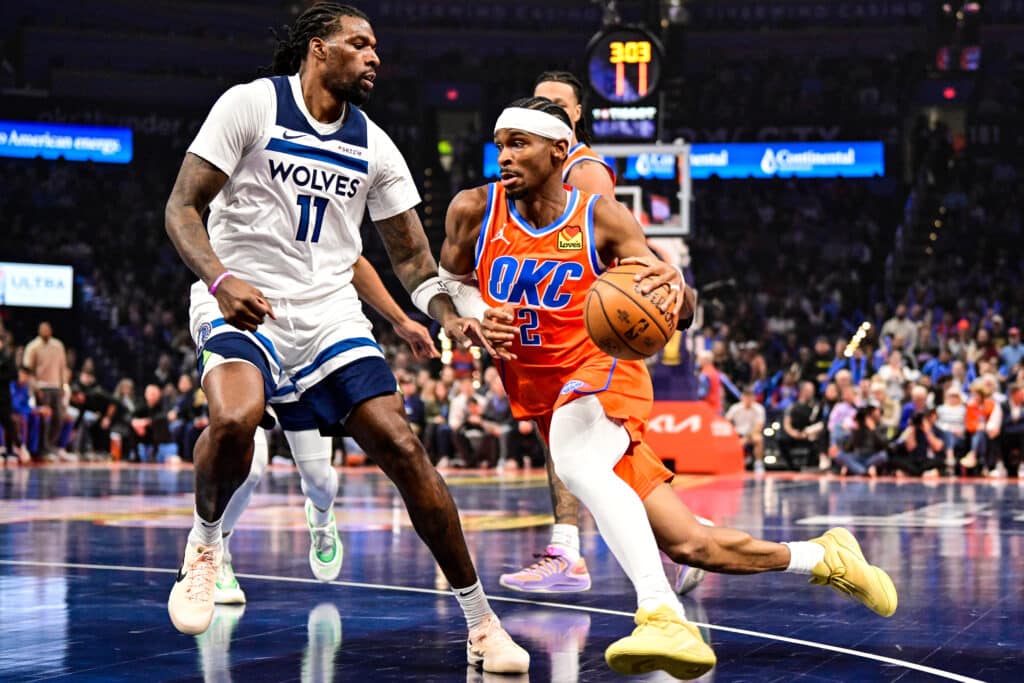NBA: Thunder stuns Timberwolves, gets 10th straight win