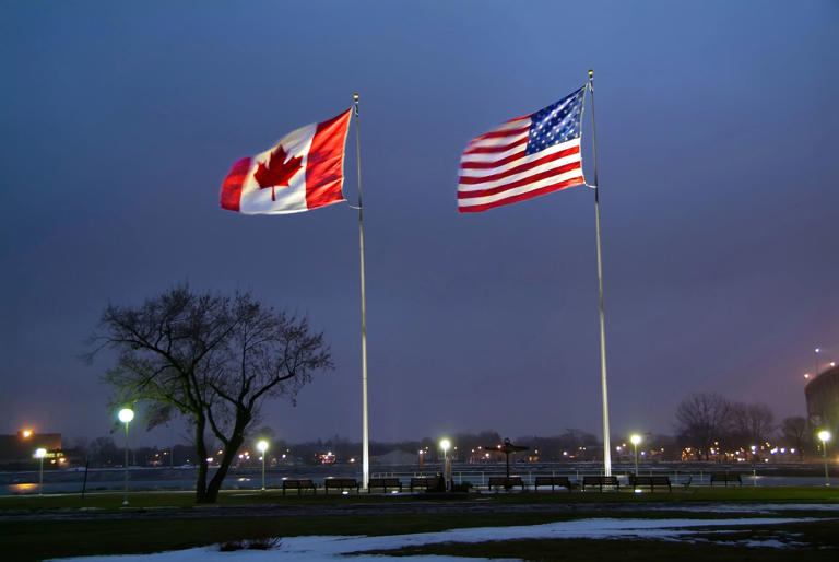 "We don't have to tell you why": Canadian detained by US Customs and ...