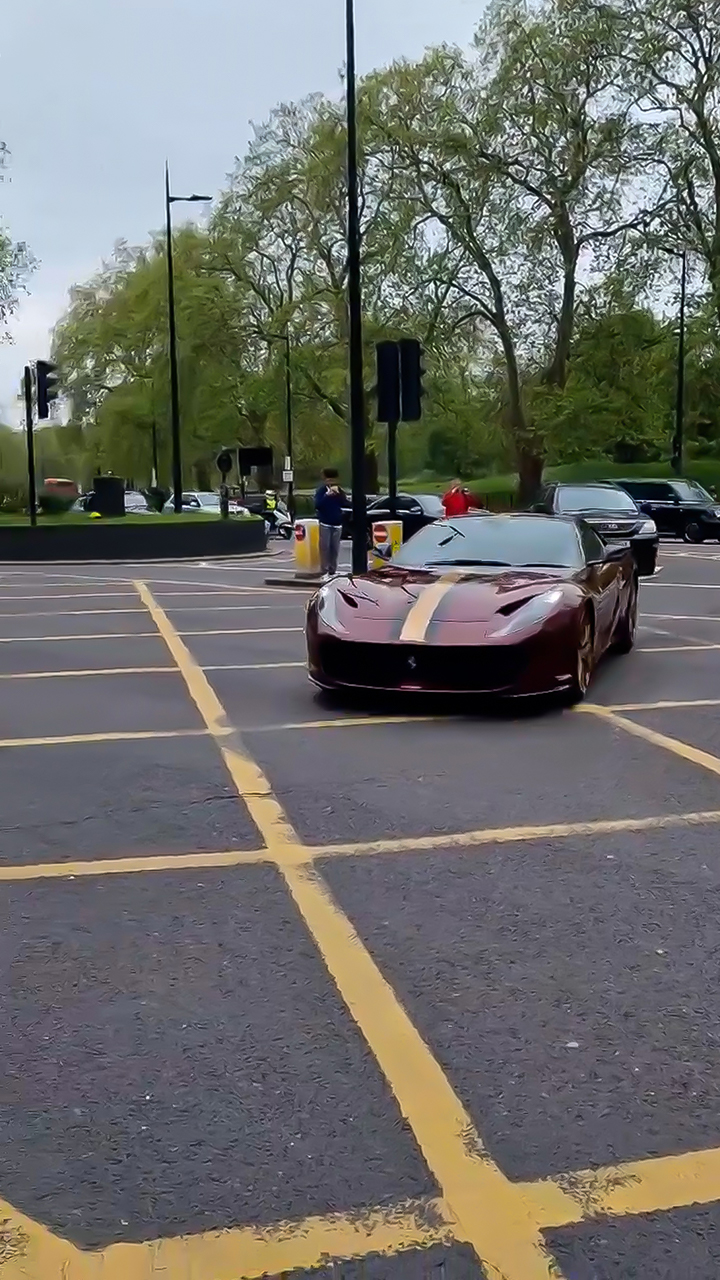 Custom Ferrari Spec Spotted in the City