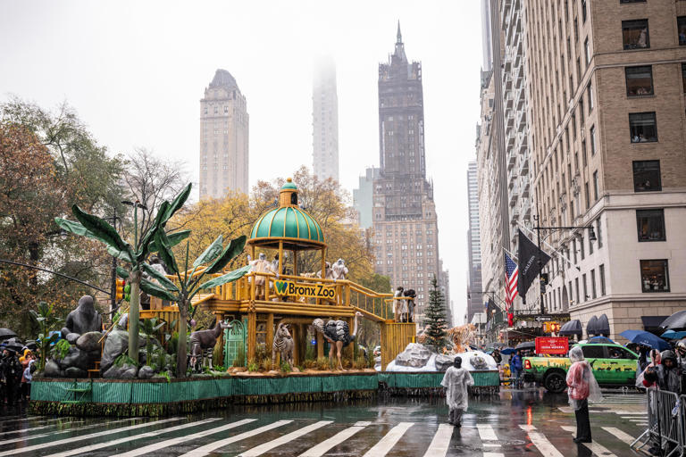 Which balloons will float at the 2025 Macy's Thanksgiving Day Parade?