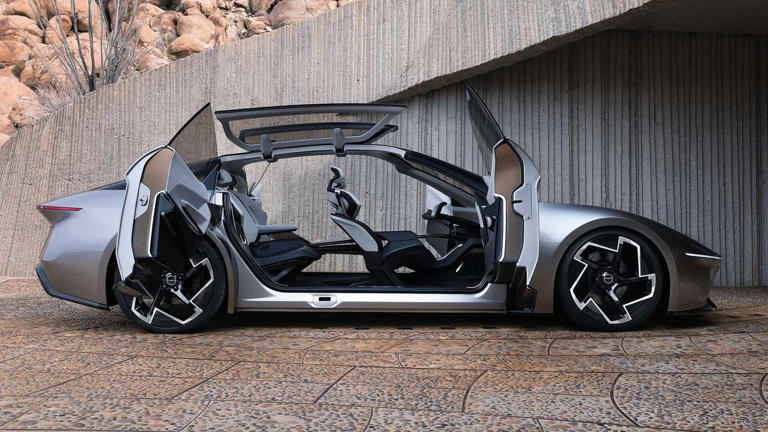 Detroit Auto Show Would Be Ideal Venue To Hear Plans To Save Chrysler