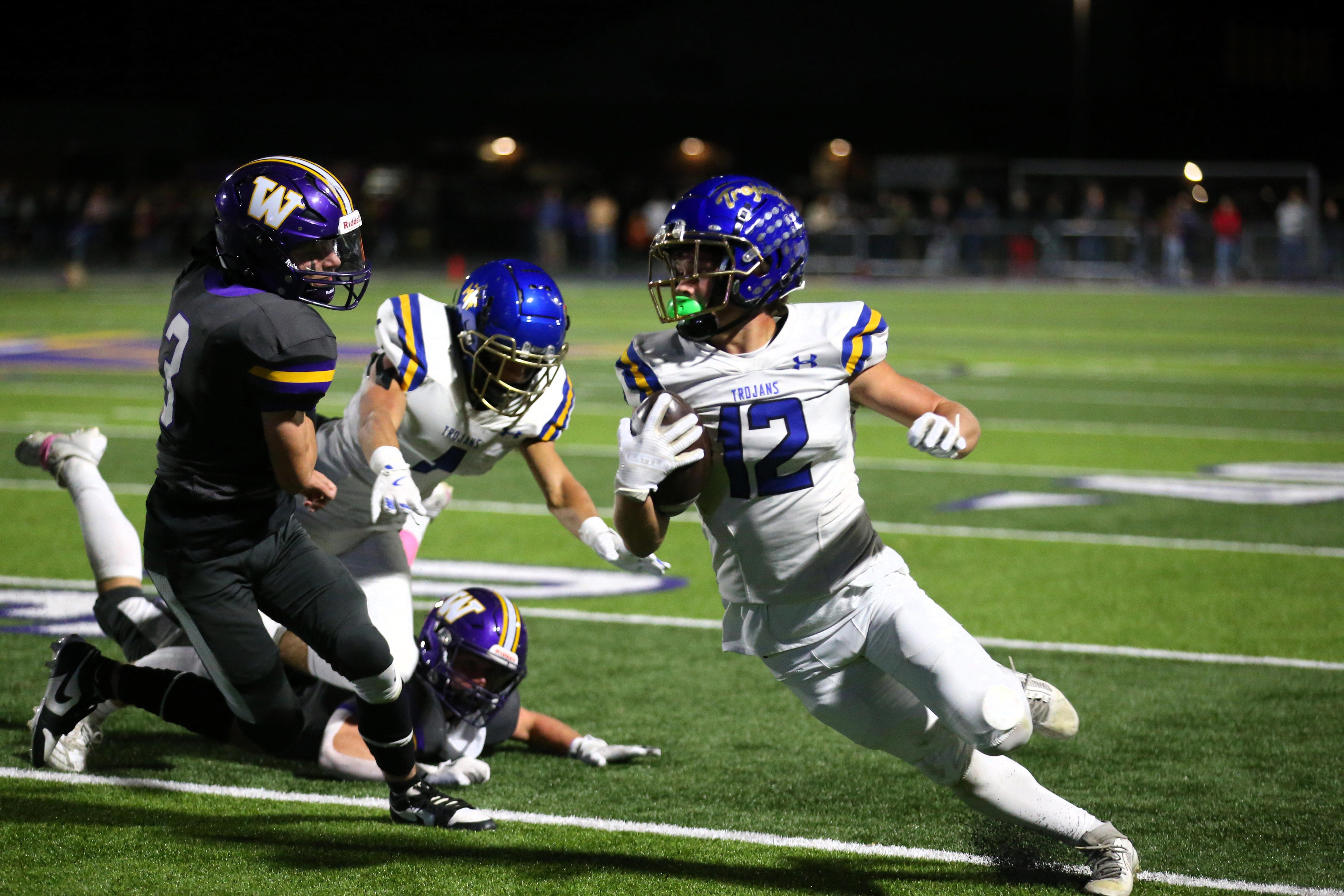 Top rushers, passers, receivers at 2025 IHSA football state finals