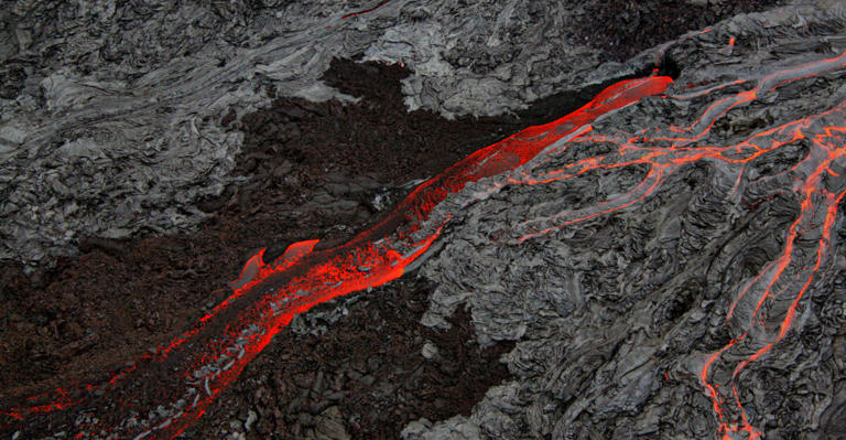 Kīlauea’s Relentless Rhythm: The 37th Eruption in a Year of Volcanic ...
