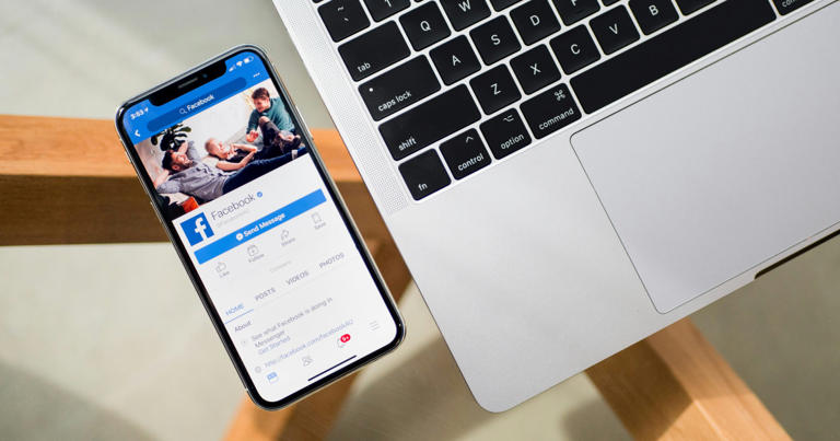 Ettől függ, kiket ajánl neked ismerősnek a Facebook – nem, nem véletlen