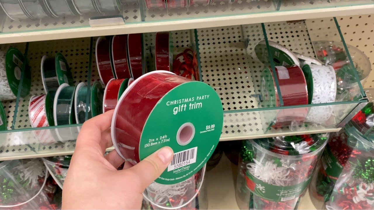 The secret to creating a designer Christmas bow!