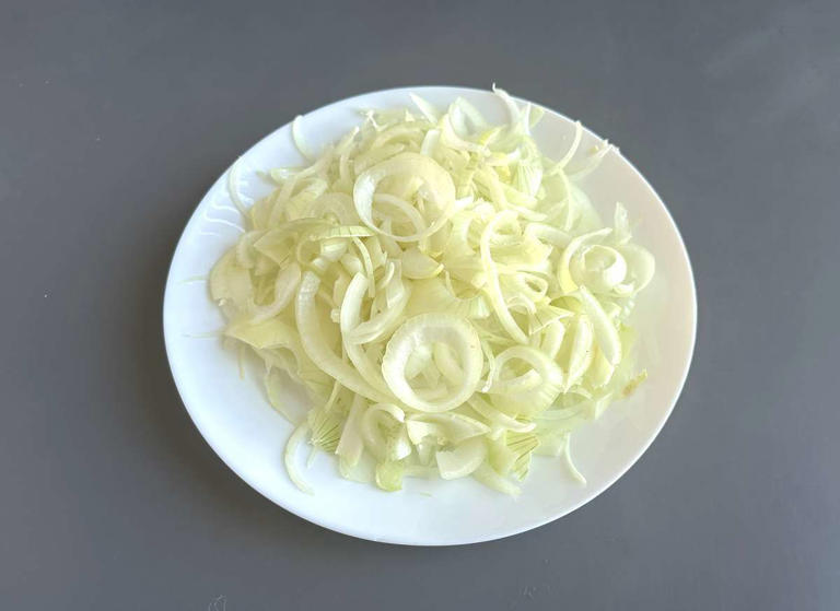 Onion confit: simple, elegant and perfect with meats and cheeses