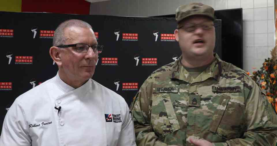 Chef Robert Irvine Makes Thanksgiving Dinner for Deployed Soldiers