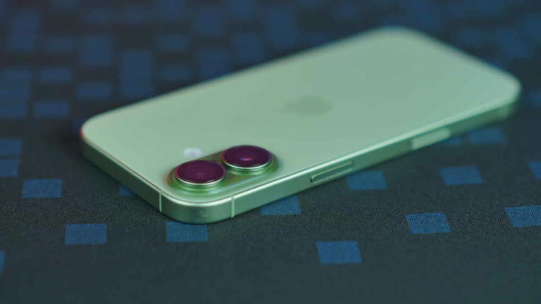 Apple iPhone 17 price drops to under Rs 75,000 on Flipkart during ...