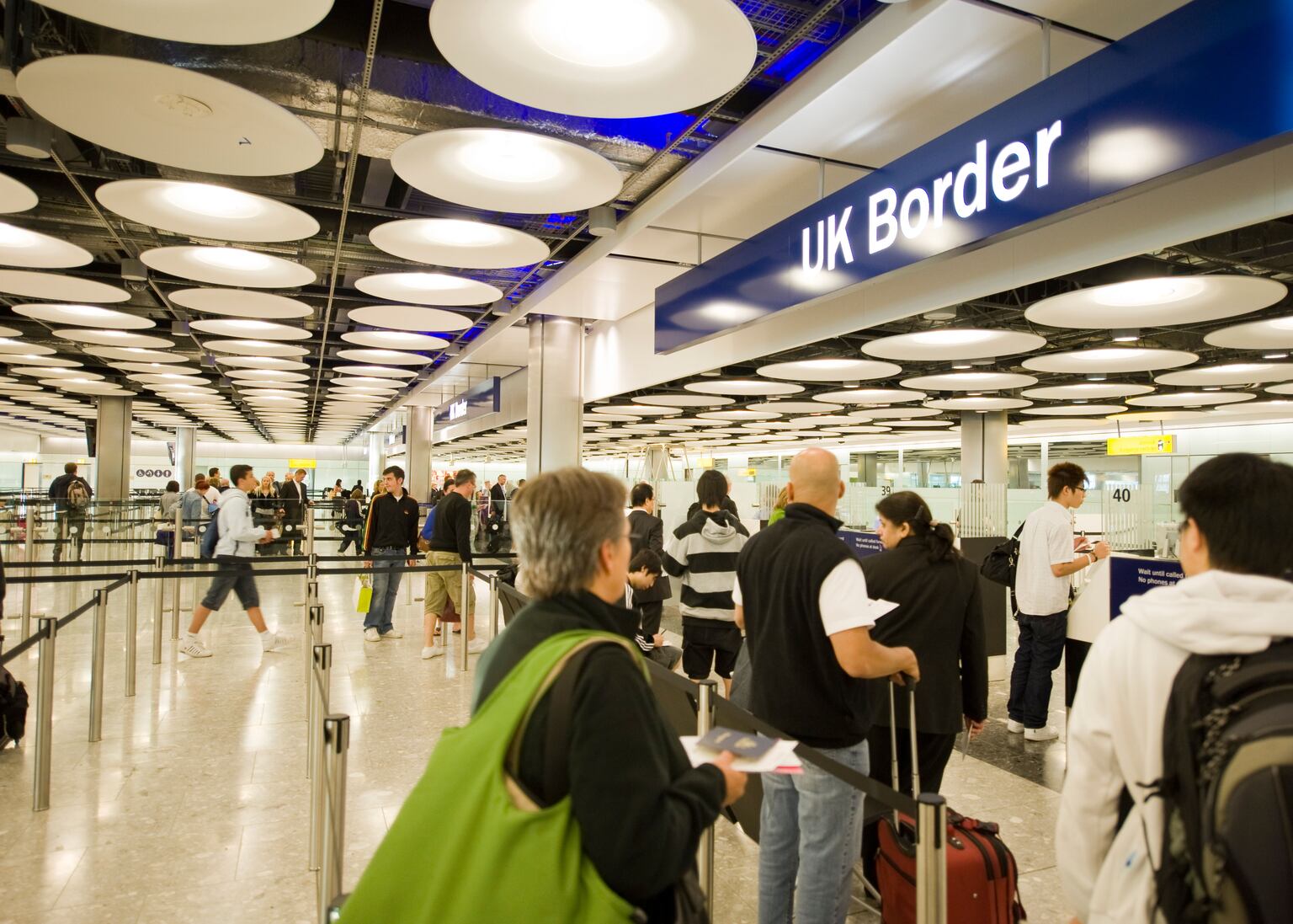 Net migration to the UK: Key numbers and trends