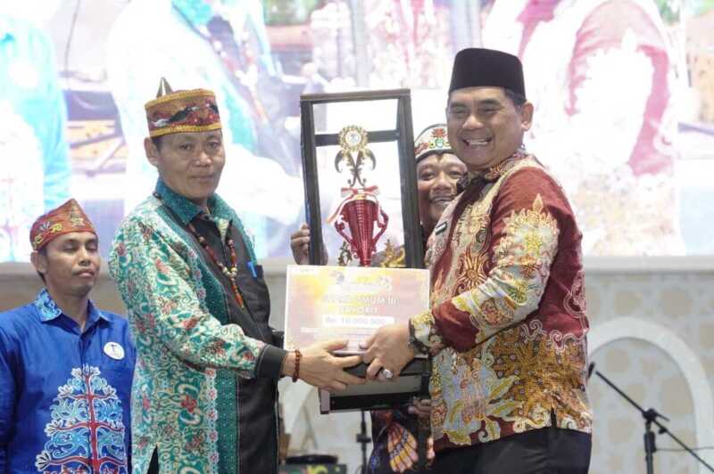 Batara Raih Dua Penghargaan di FTIK XII, Tuan Rumah Tutup Festival ...