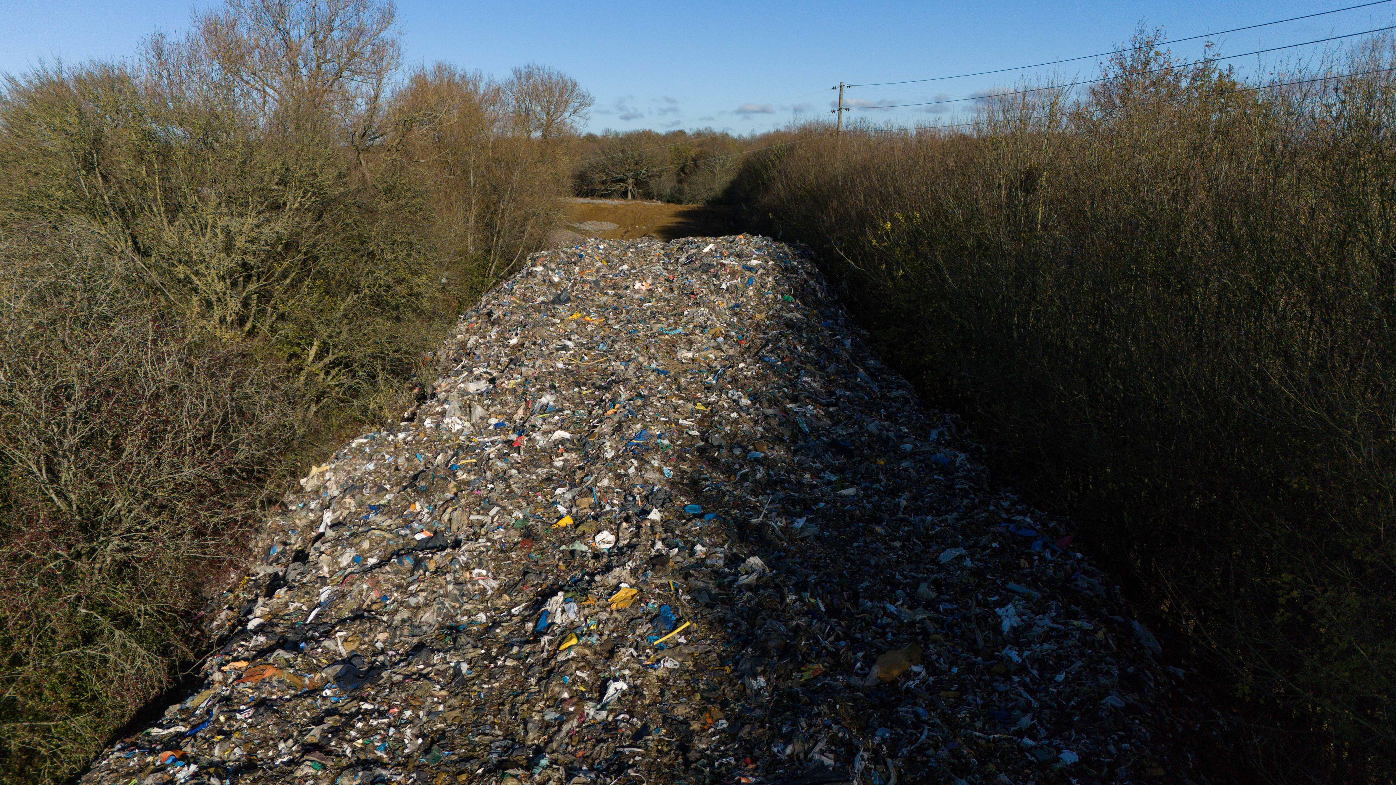 No timeline yet for clearing illegal waste mountain, Environment Agency ...