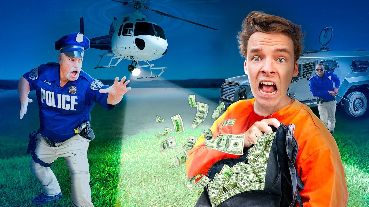 I'm on the FBI Most Wanted List! (Running from the government)