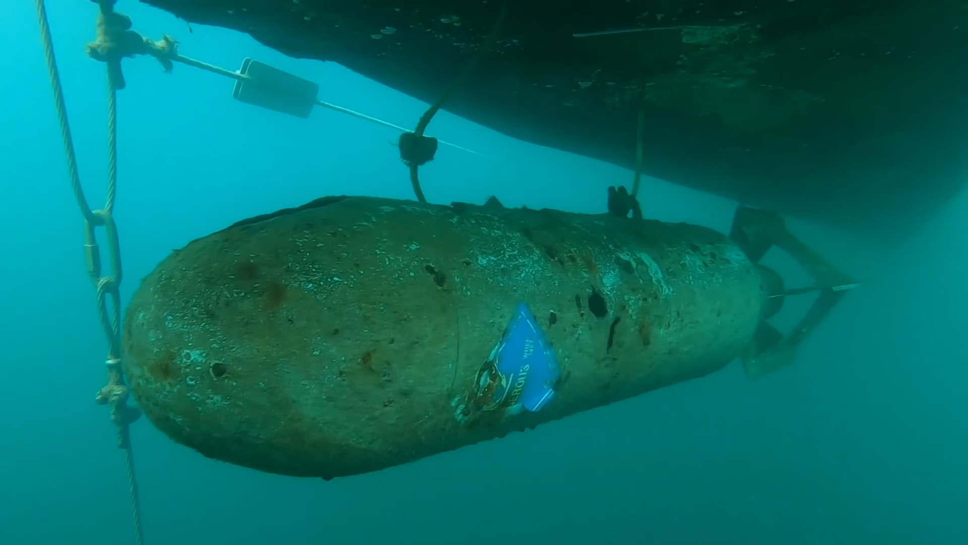 The Quarry Floor Was Quiet… Until Divers Made This Discovery
