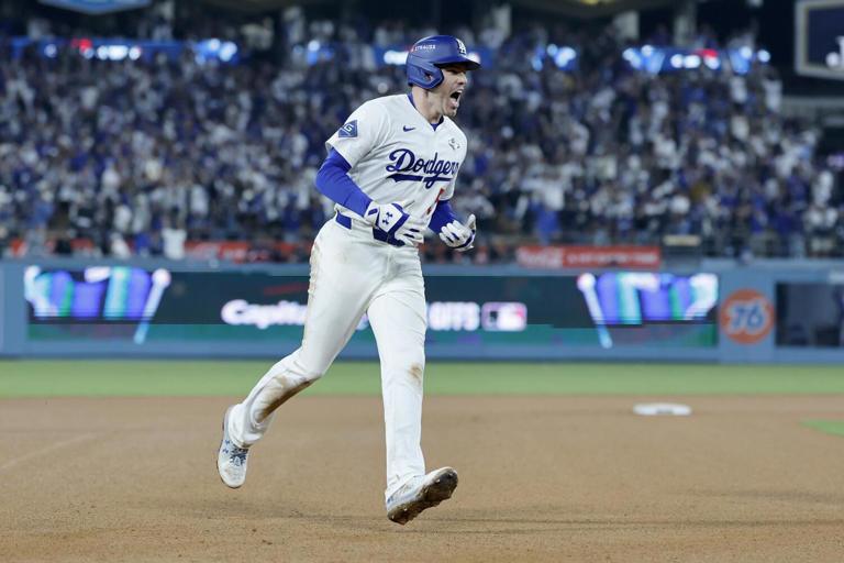 Plaschke: Thanks for the ride! 13 moments that defined the Dodgers ...