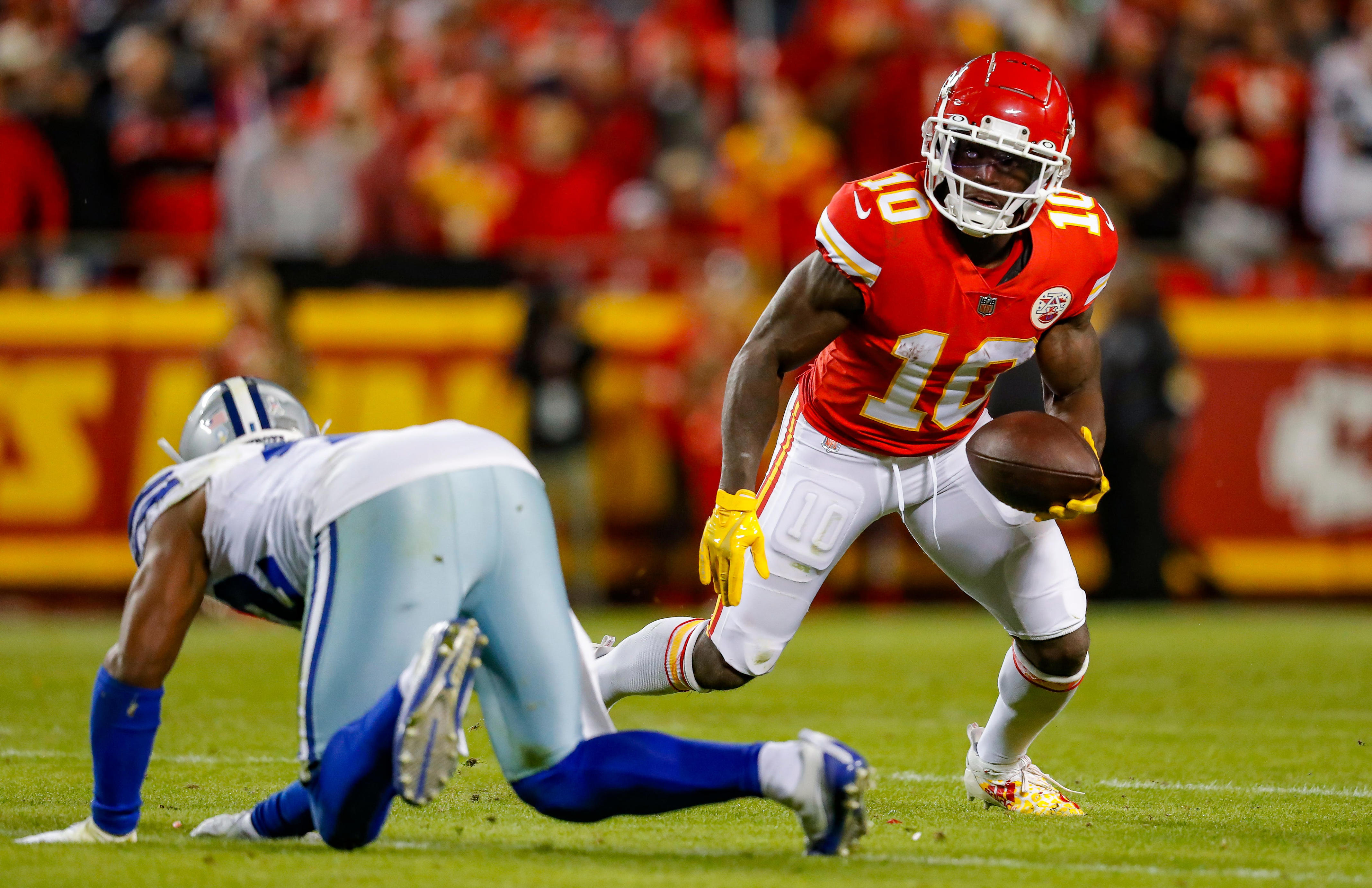 Prediction and betting odds for Chiefs vs. Cowboys in Week 13