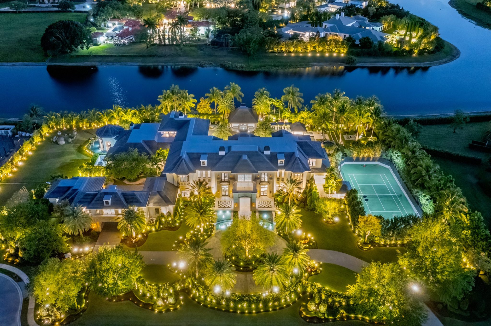 A billionaire and an A-list actor found refuge in a 37-home Florida ...