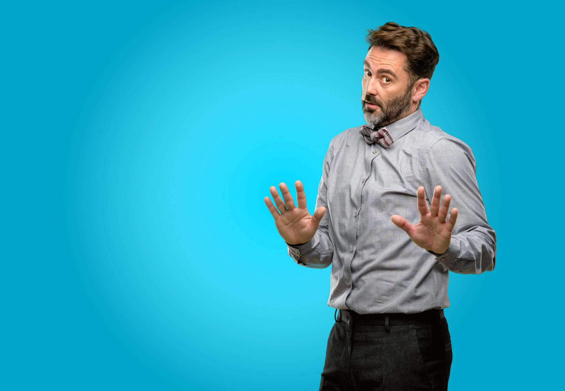 30 psychological reasons why people lie