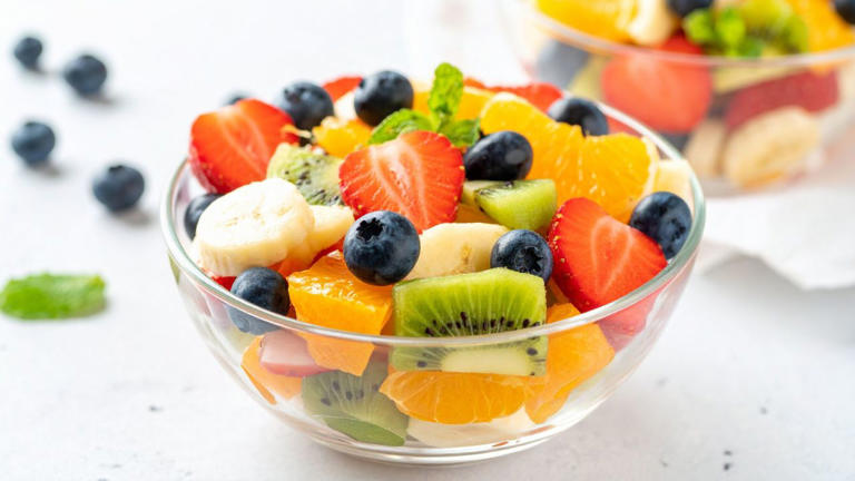 These 12 Fruits Are Must-Haves for Your Daily Fruit Bowl and Juicy ...