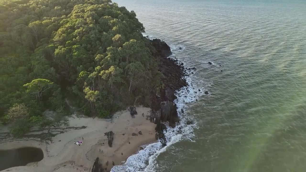 Drone Explores Australia's Daintree: World's Oldest Rainforest