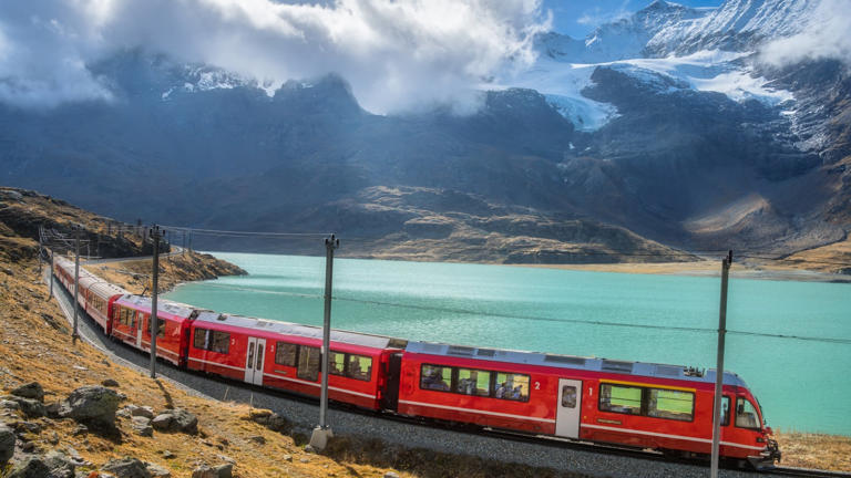 Cómo es el viaje en tren más largo del mundo: une dos continentes en 21 ...